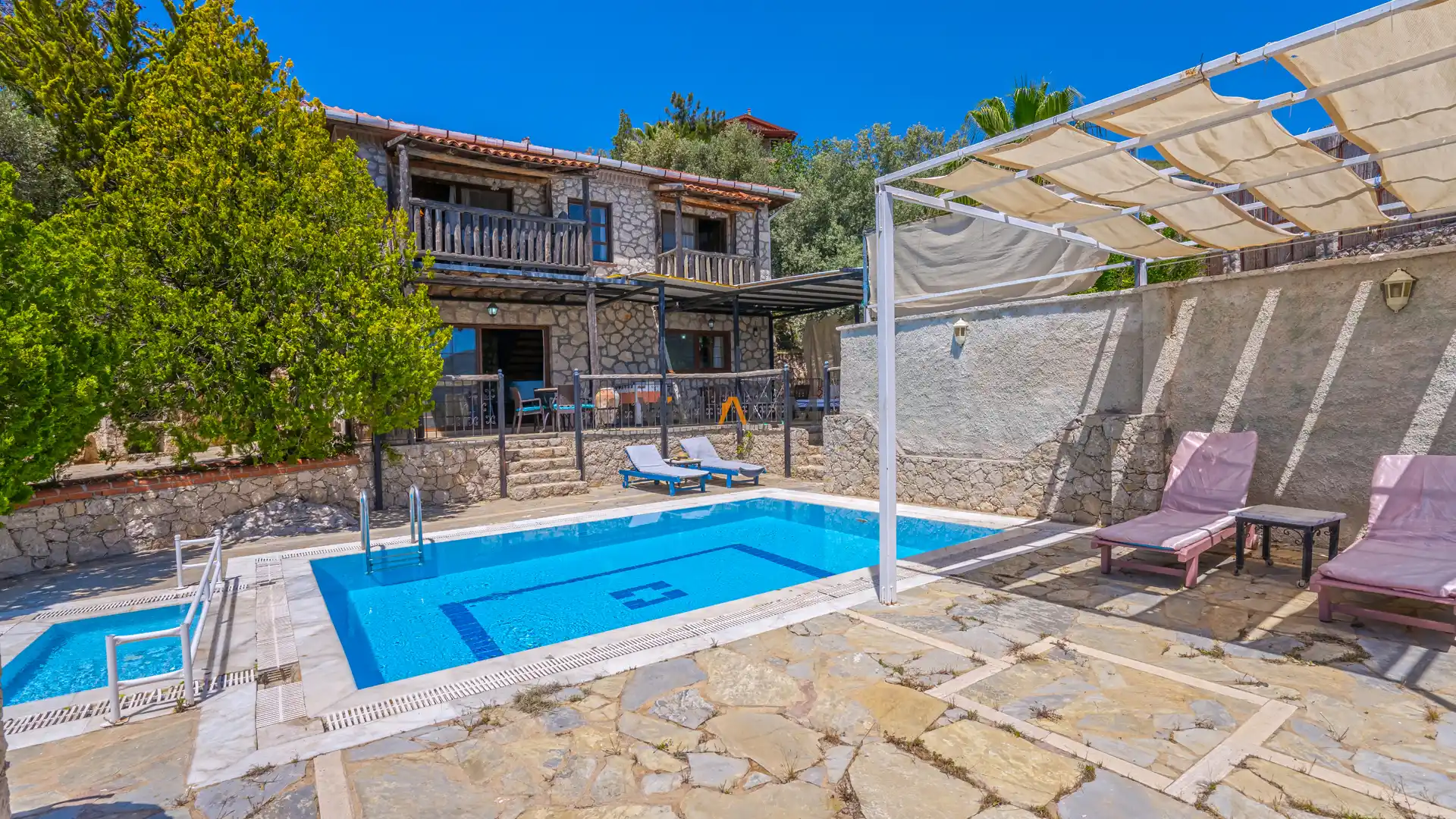 Villa Begonvil Üzümlü | Villacım