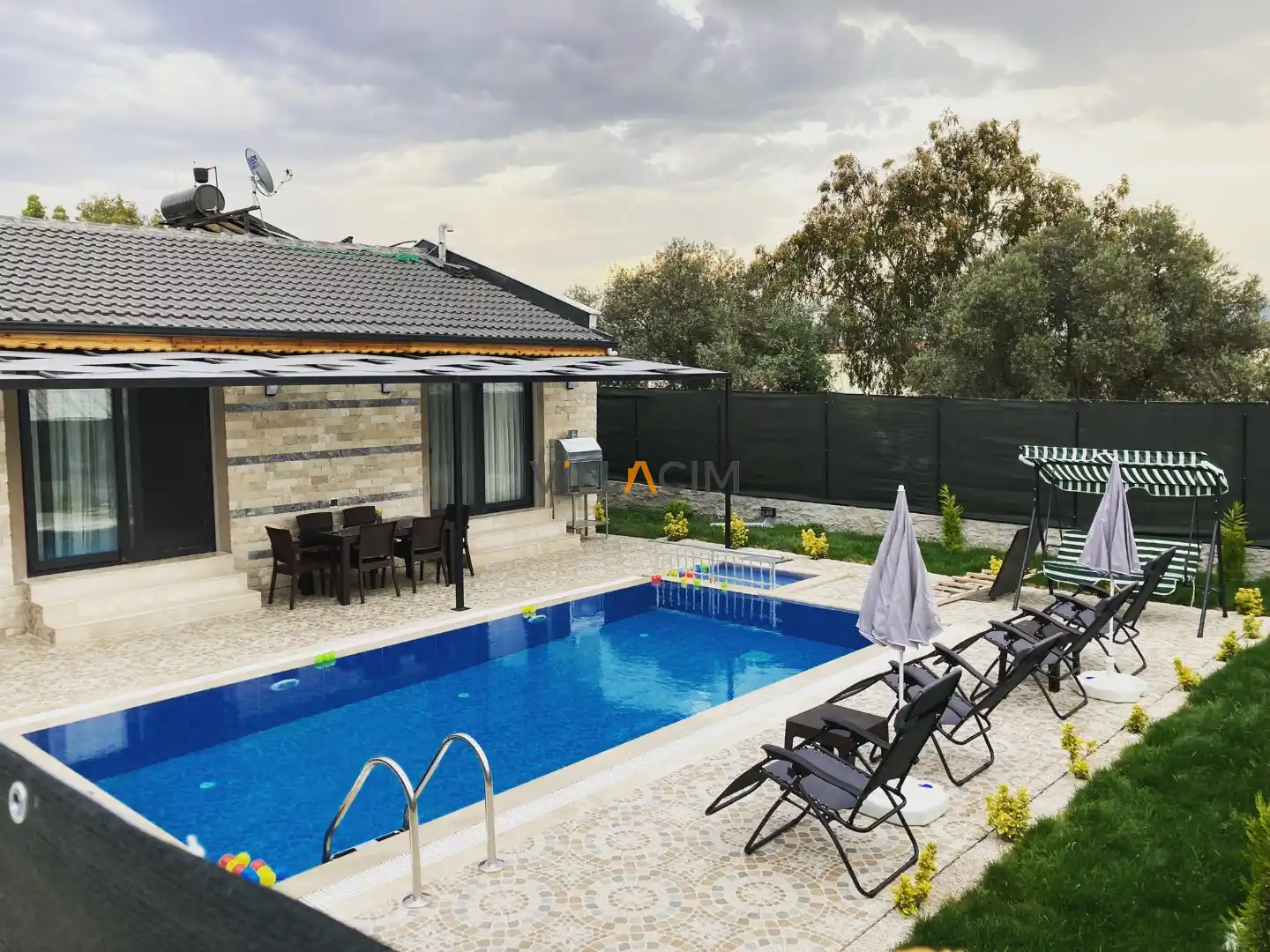 Villa Felix | Villacım